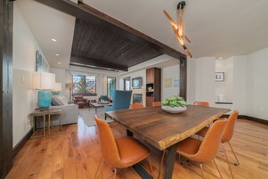 Two Bedroom Suite | Sala de jantar