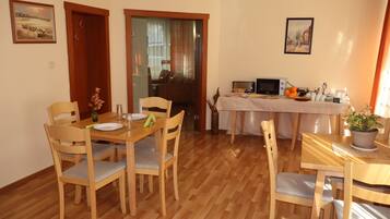 Zona de pequenos-almoços