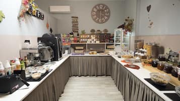 Pequeno-almoço tipo buffet incluído
