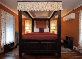 Quarto Triplo Standard, casa de banho anexa (Sally Room-205) | Wi-fi grátis, roupa de cama fornecida 