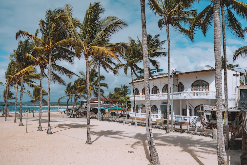 Hotel Albemarle Galapagos Beachfront - Puerto Villamil