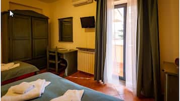 1 quarto, secretária, secretária adequada para computadores portáteis