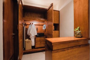 Suíte júnior | Frigobar, cofres nos quartos, escrivaninha, Wi-Fi de cortesia