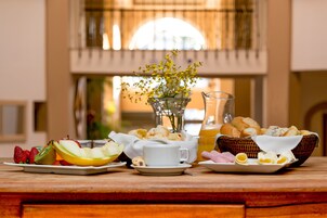 Alimentação e bebidas