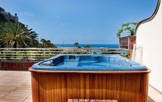 Suite Júnior, 2 quartos, banheira de hidromassagem grande, vista para a praia | Banheira de hidromassagem
