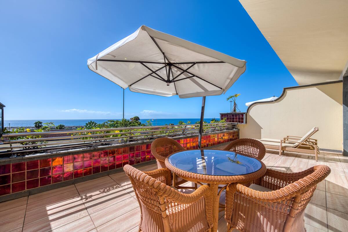 Apartamento standard, 1 quarto, sacada, vista para a praia | Vista da sacada