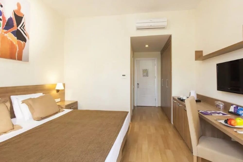 Dream Family Club Hotel - Side