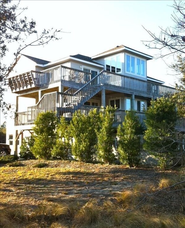 7 bed/5 bath w/Pool&Hottub - Oceanfront & Indoor Pool/Gym - walk to ...