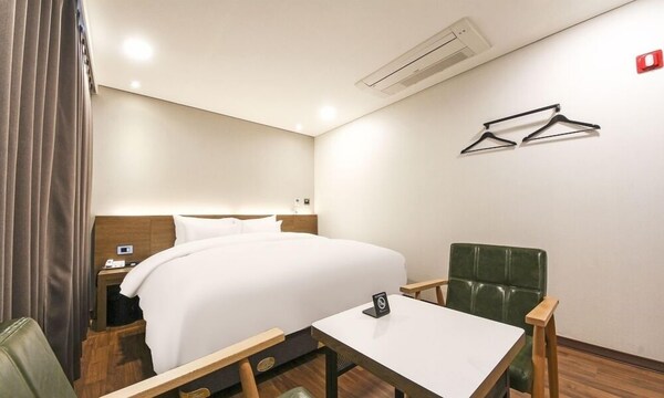 Anyang Cnc Hotel - Anyang-si