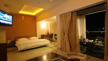 1 quarto, roupas de cama premium, edredons de pluma, frigobar