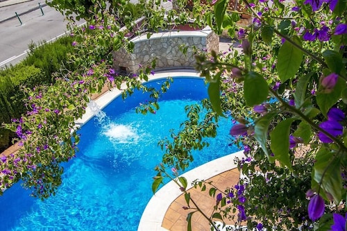 Cal Vives Con Piscina, Barbacoa, Wi-fi Y Pista De Tenis A Solo 8 Kms De Sitges - Vilafranca del Penedès