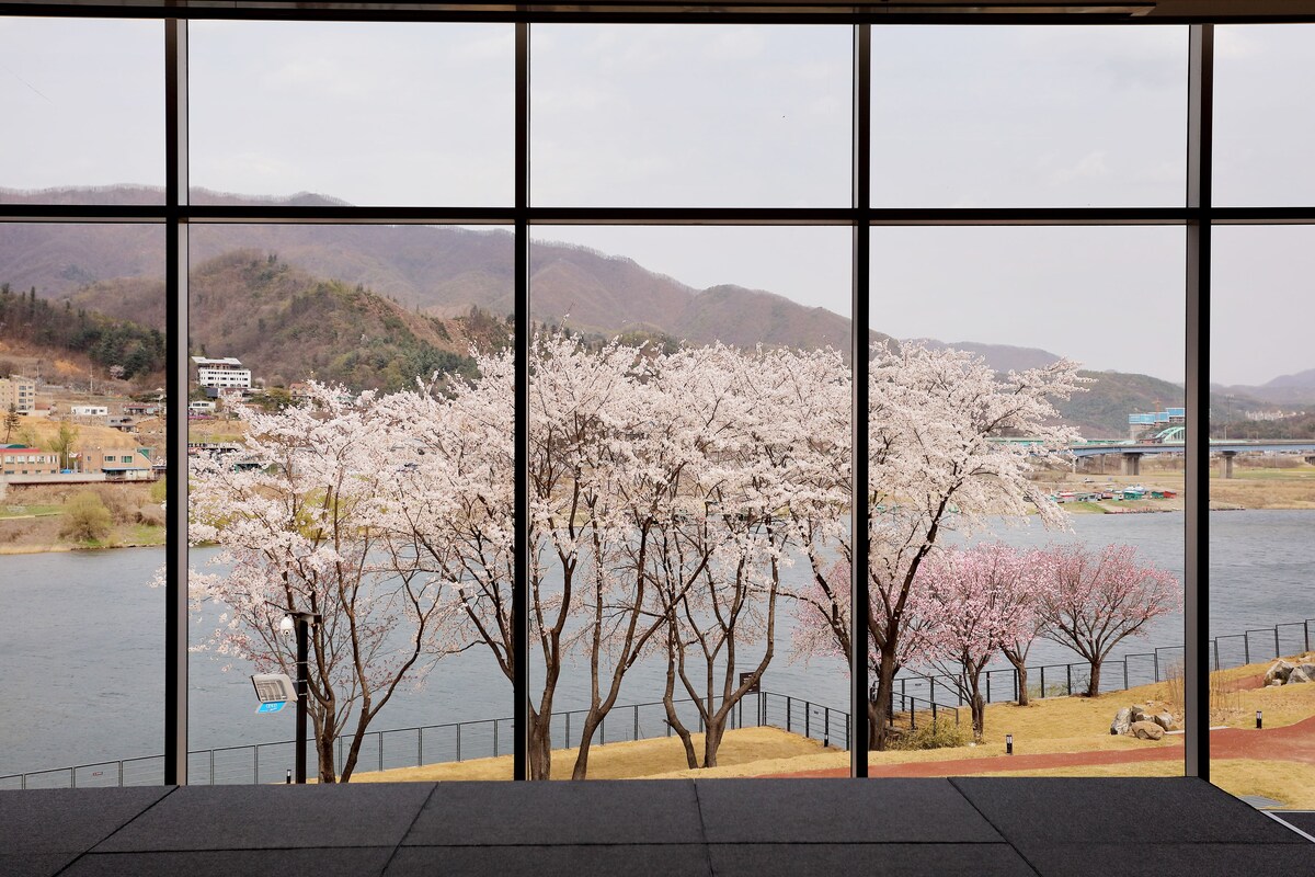 Midas Hotel & Resort Reviews, Deals & Photos 2026 - Expedia