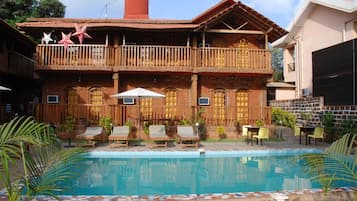 Piscina externa