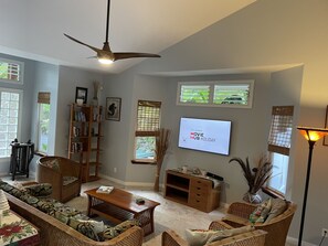 Affordable Luxury on Kaloli Point. - Hawaiian Paradise Park | Vrbo