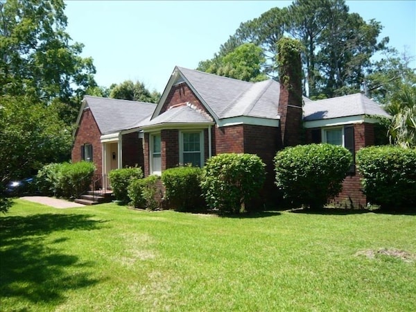 "Paula Deen Casa 'Stay Donde Comenzó Su Negocio 3 Dorm - サバンナ, GA