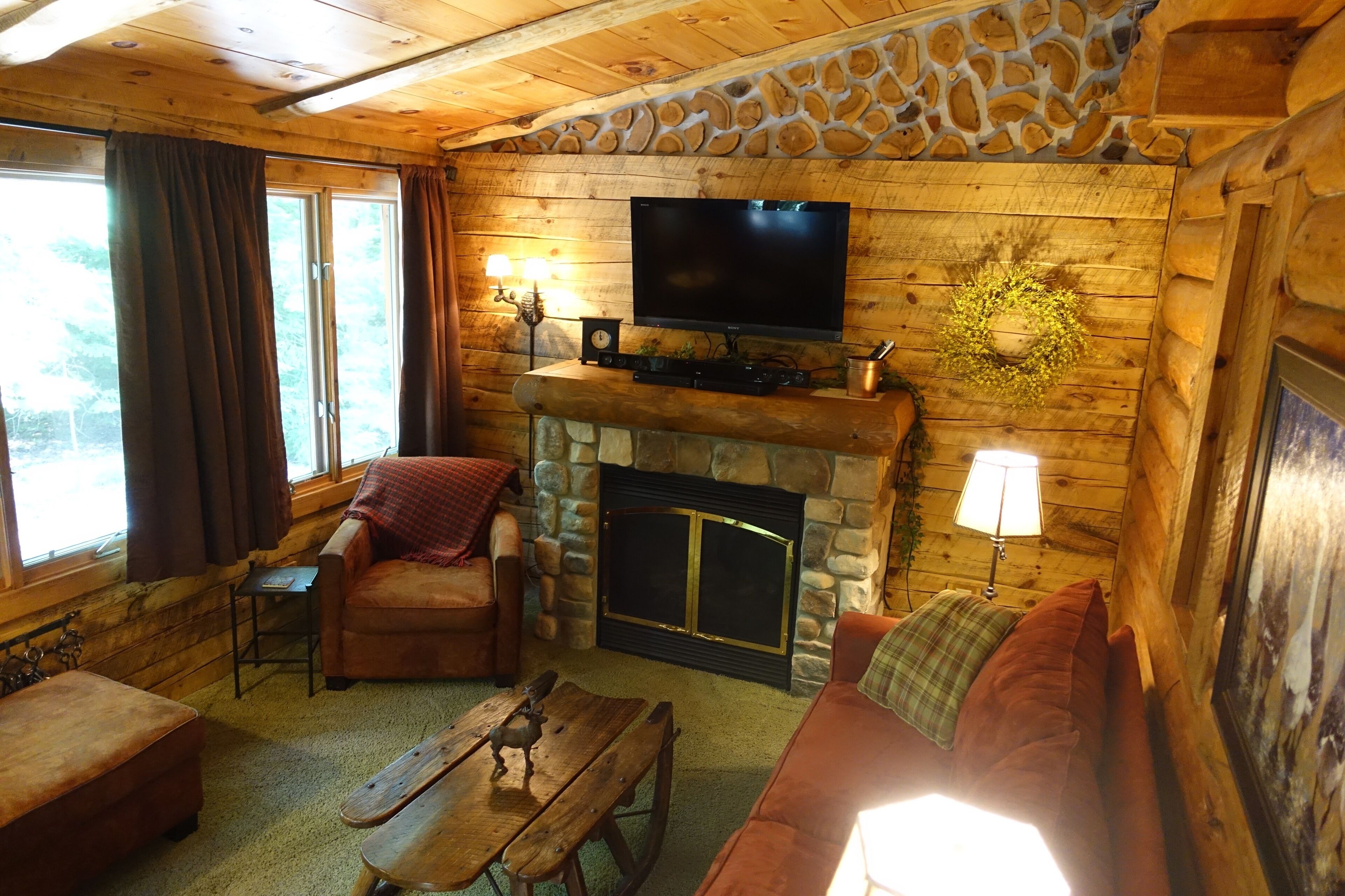 Stunning Door County Cabin In The Woods, Wi-fi, Firepit, Fireplace, Game Room - Egg Harbor, WI