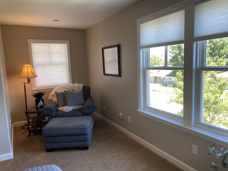 Piso En Vine - ¡Quédese A Pasos Del Centro! - Paso Robles, CA