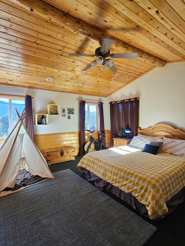 Mountain Escape - Big Bear, CA