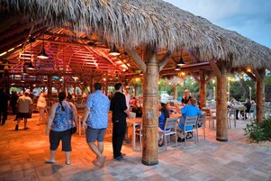 Almoços e jantares servidos 