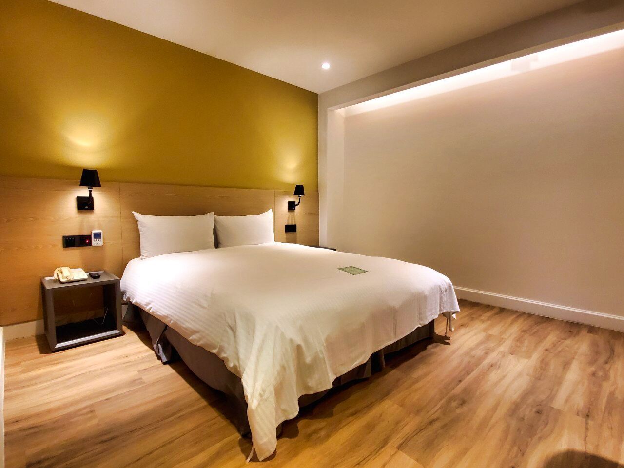 Escrivaninha, Wi-Fi de cortesia, roupa de cama