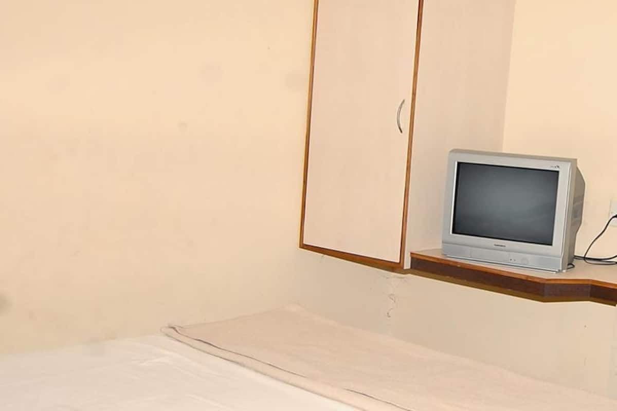 Quarto Standard, 1 cama de casal | Comodidade do quarto