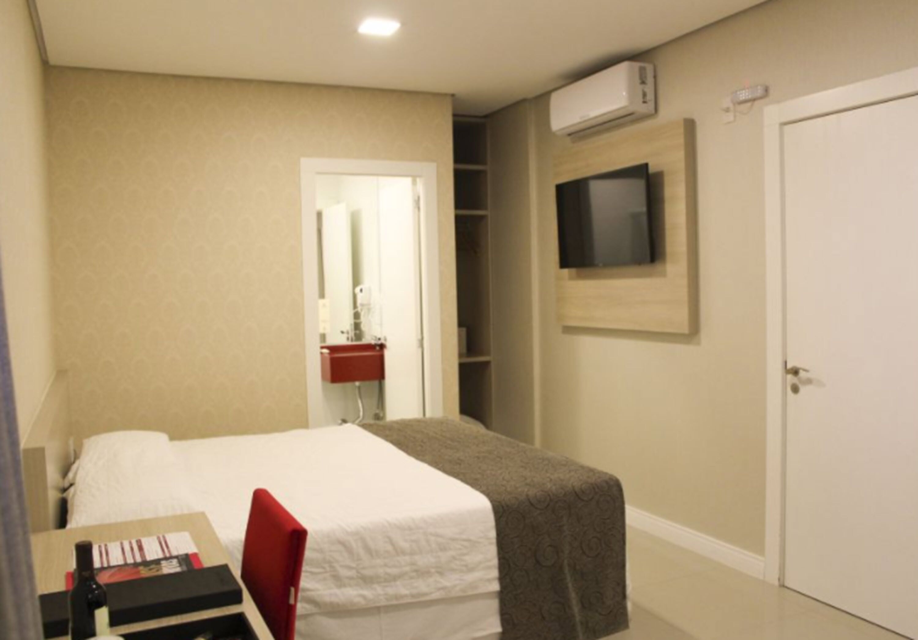 Quarto Quádruplo (APARTAMENTO QUADRUPLO) | Vista do quarto