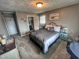 Quarto Standard, 1 cama queen-size | Quartos insonorizados, Wi-fi grátis, roupa de cama fornecida 