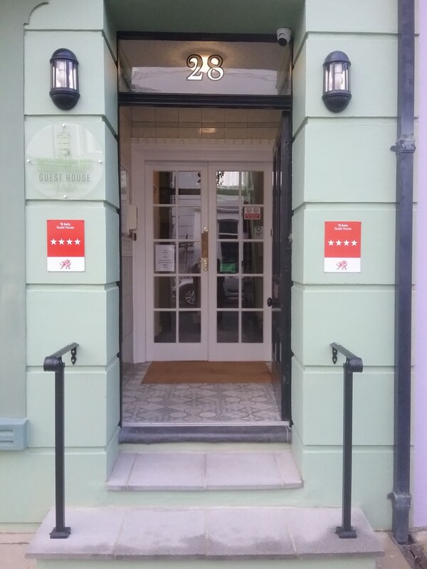 The Southcliff - Tenby