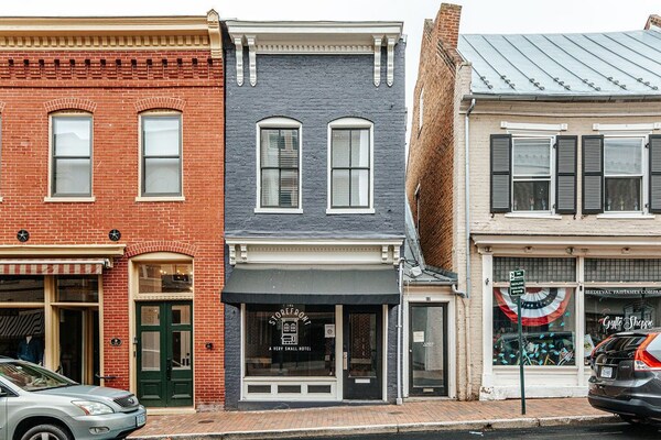 The Storefront - Staunton, VA