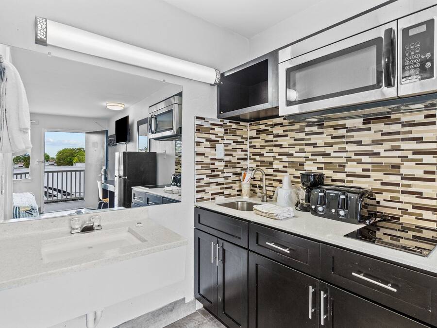 Cortinas/cortinados opacos, ferro/tábua de engomar, Wi-fi grátis