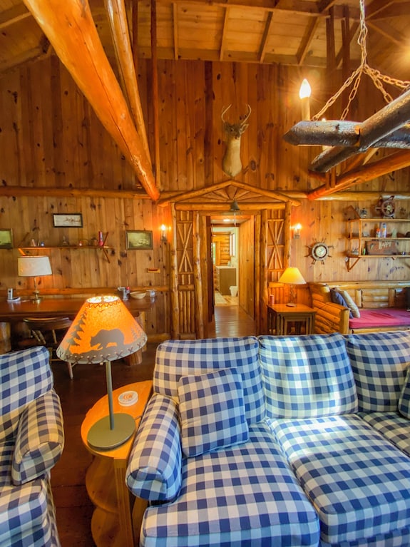 Saltaire: Classic Maine Charm On Linekin Bay With Private Dock & Pond Access! - Round Pond, ME