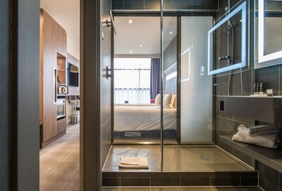 Novotel London Heathrow Airport T1 T2 and T3