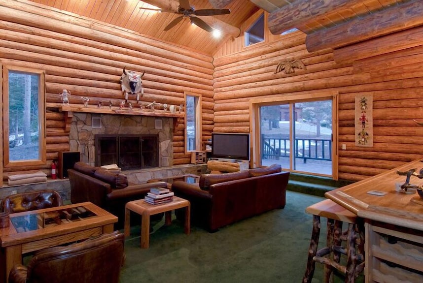 Unwind At The Yosemite Gateway Chalet This Fall - Special Rates Now! - June Lake, CA