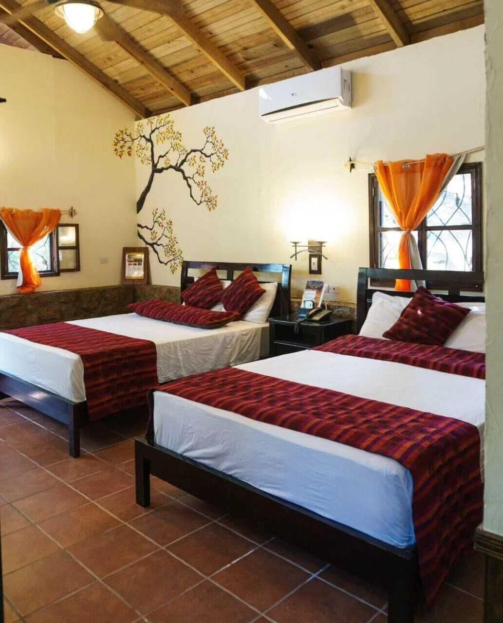 Cabana família, cozinha americana, vista para a montanha | Edredons de pluma, Wi-Fi de cortesia, roupa de cama