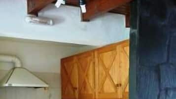 Micro-ondas, fogão, cooktop, torradeira