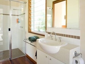 Casa, 5 quartos | Casa de banho | Artigos de higiene pessoal grátis, toalhas fornecidas 