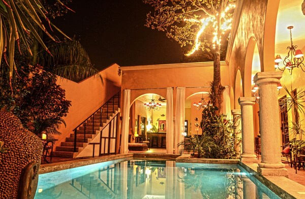 Ochenta Y Dos An Urban Bed & Breakfast - Mérida