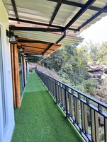 Quarto Standard, 1 quarto, vista para a montanha | Terraço/pátio interior