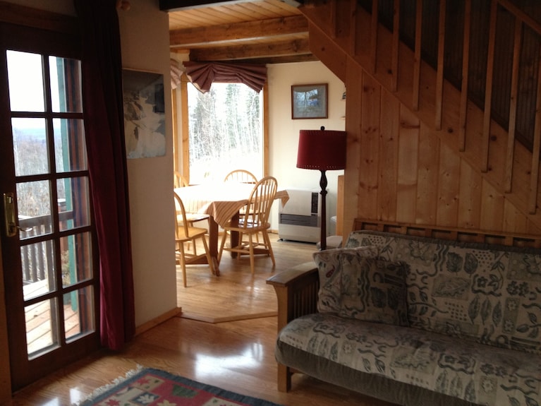 Denali View Mountaintop Guesthouse - Alaska