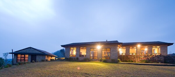 Hananoie-a Permaculture Resort - Pokhara