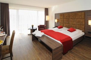 Cofres nos quartos, escrivaninha, Wi-Fi de cortesia