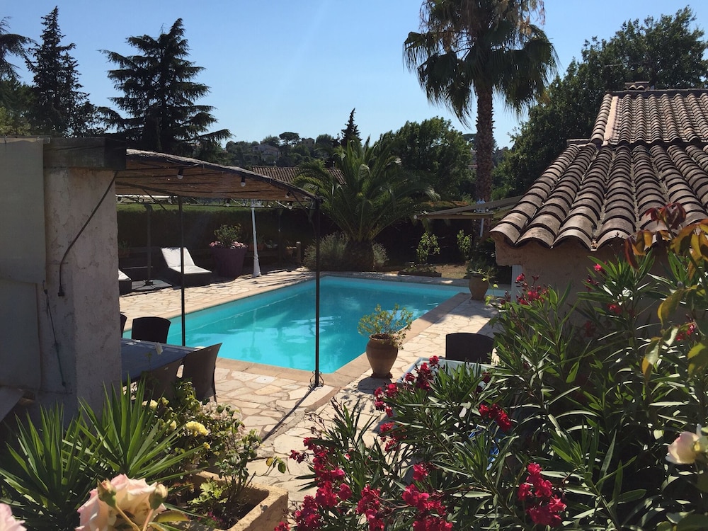 Charmant Mazet Voor 4 Personen. 33m2 Zwembad - Villeneuve-Loubet