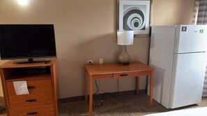 Quarto casal, para não fumantes | Wi-Fi de cortesia, roupa de cama