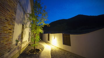Villa, não fumadores, no edifício anexo (With Open-Air&Indoor Bath) | 1 quarto, Wi-fi grátis, roupa de cama fornecida