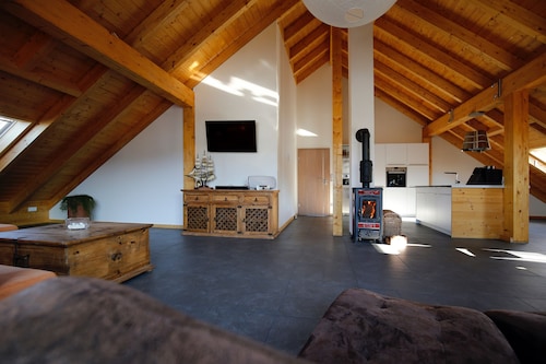 Traumhafte Ferien Im Erzgebirge / Sachsen 130 Qm Neu: Eigene Sonnenterrasse - Schneeberg