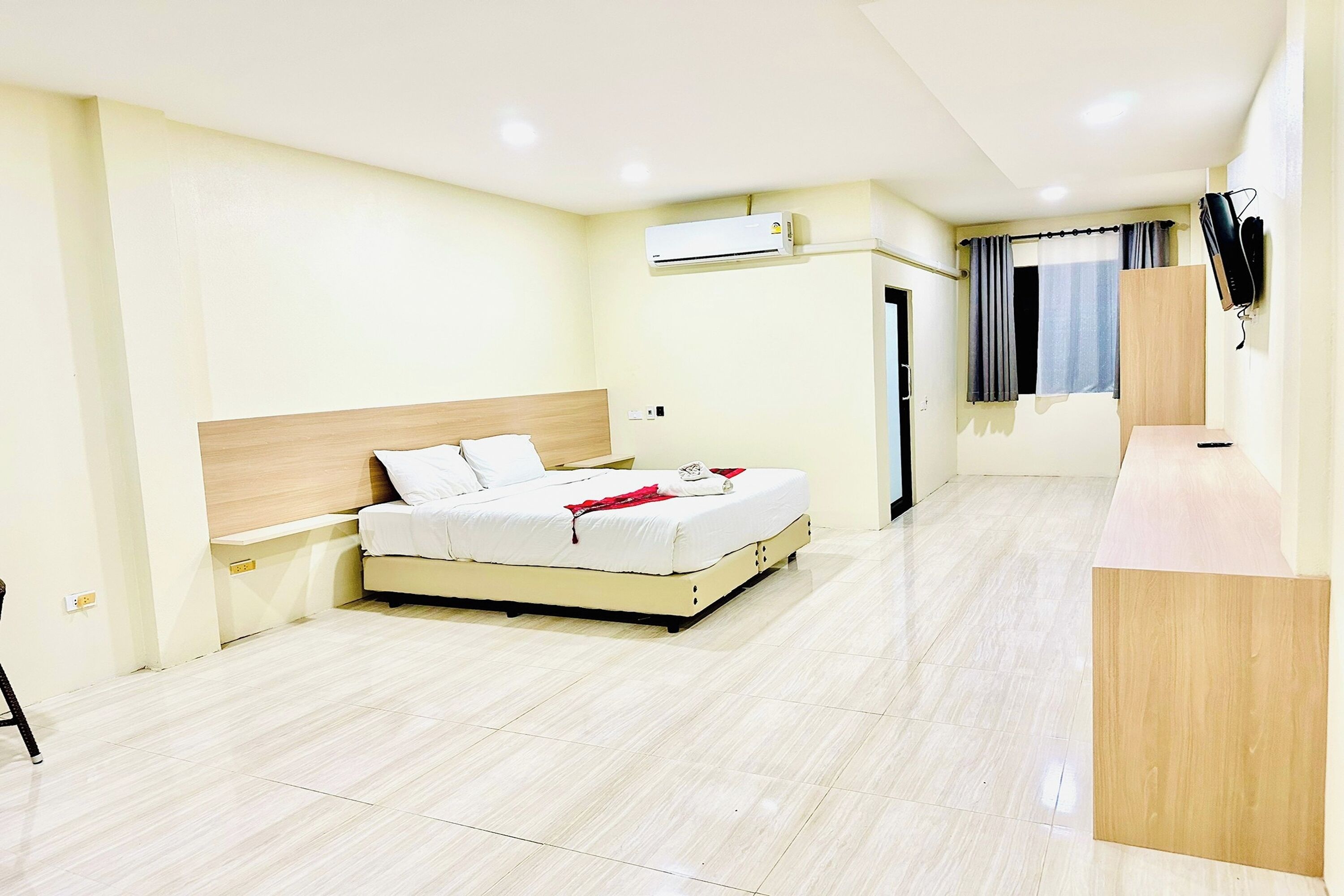 Quarto Duplo Deluxe | Wi-fi grátis, roupa de cama fornecida 