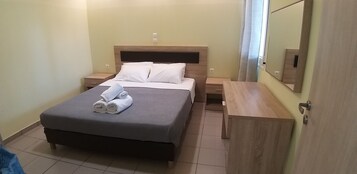 Estúdio luxo | Quartos à prova de som, Wi-Fi de cortesia, roupa de cama