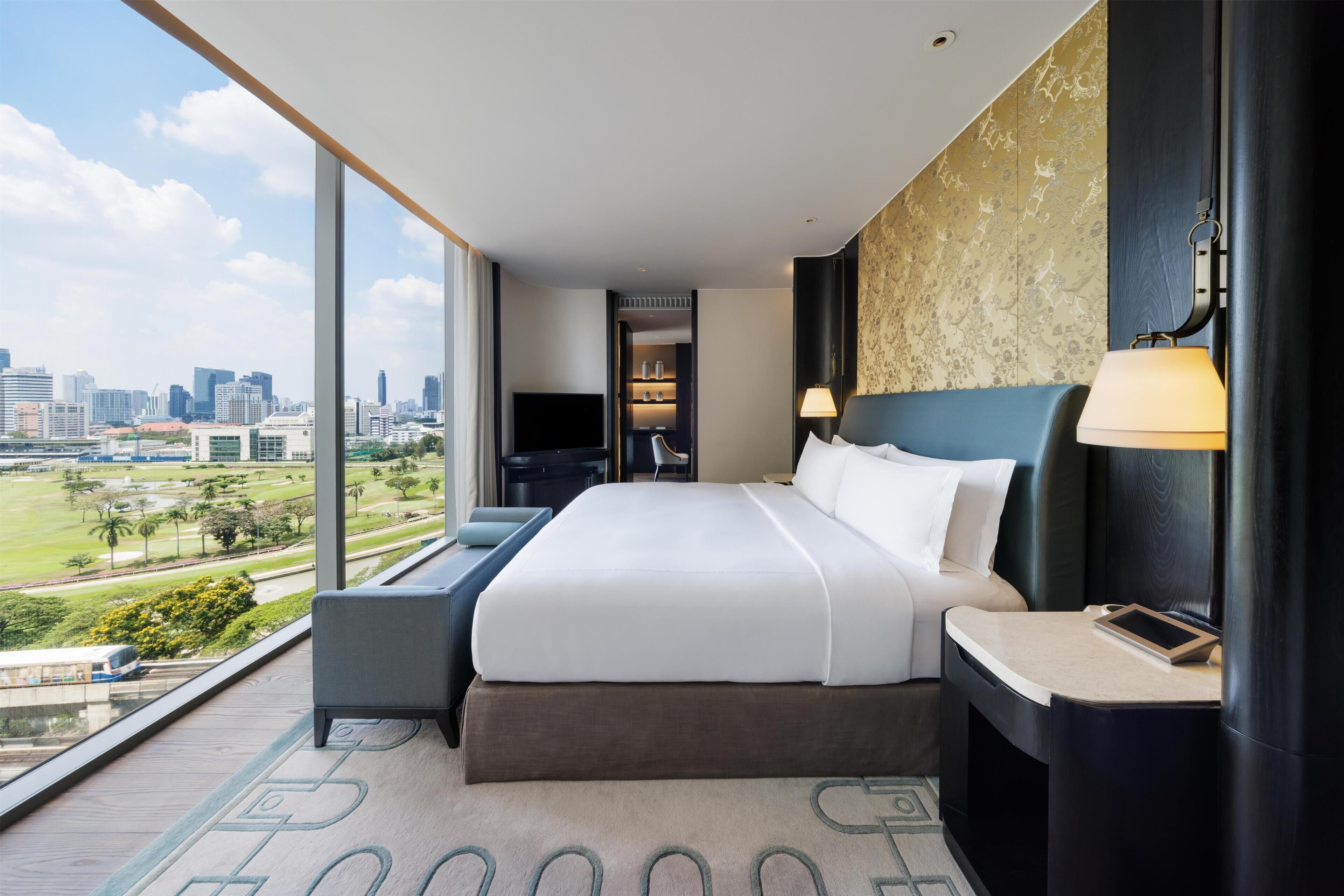 Astoria Suite, 1 Bedroom | Roupas de cama premium, frigobar, cofres nos quartos