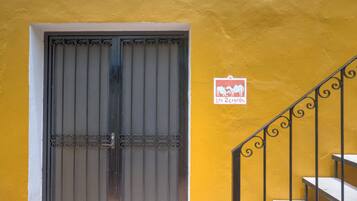 Los Dos Camellos | Ferros/tábuas de passar roupa, Wi-Fi de cortesia, roupa de cama