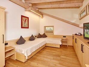 Secretária, berços/camas para crianças grátis, camas desdobráveis